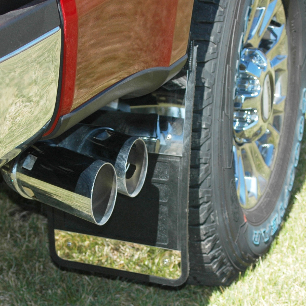 Mud Flaps Classic Universal Sgl Rear Wheel Rubber/Stainless Inserts ...