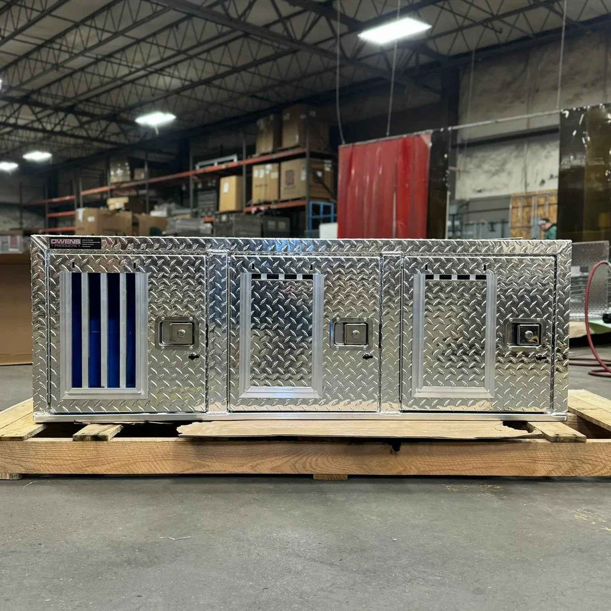 Dog Box - 55029 Hunter Series Triple Compartment Aluminum Kennel ...